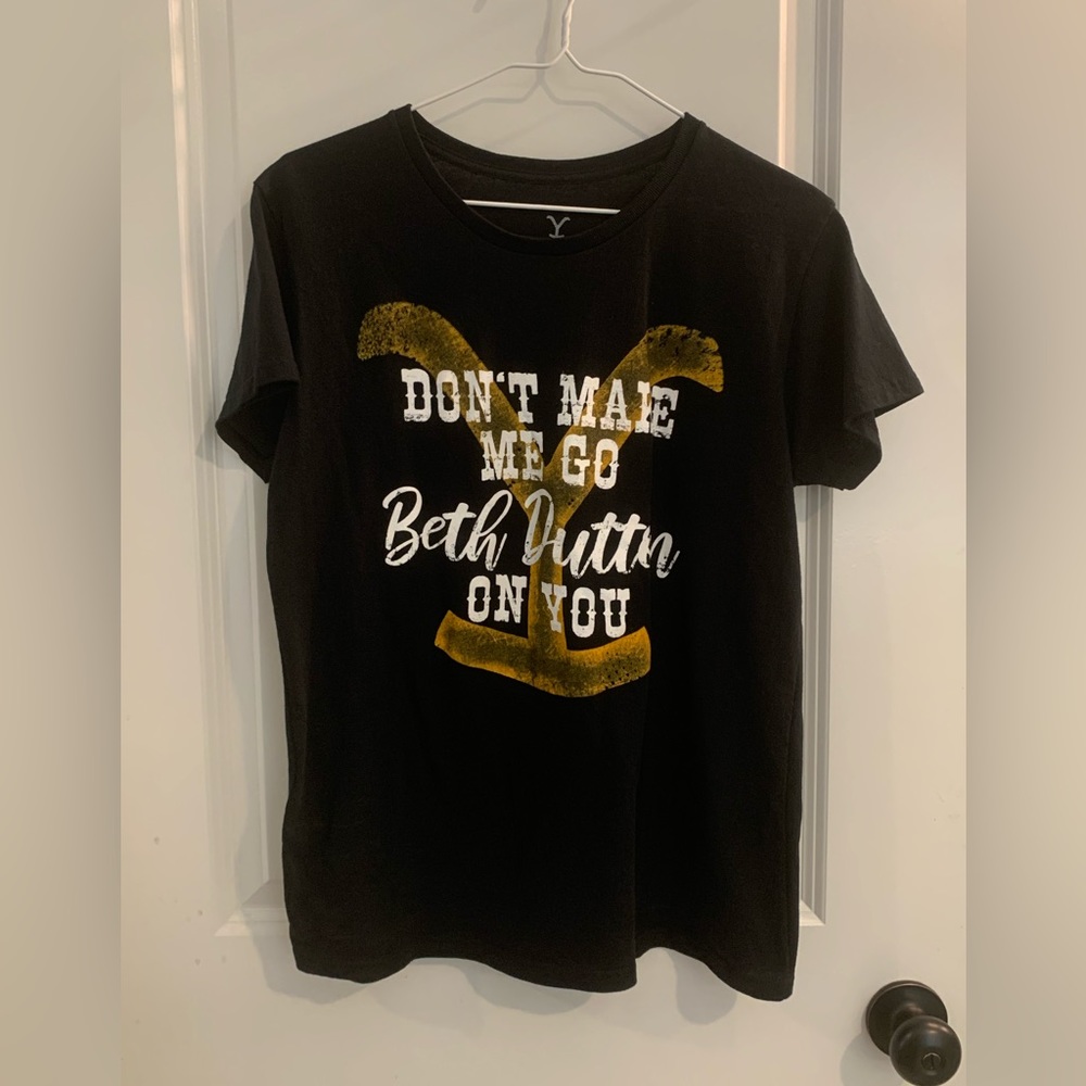 Yellowstone Beth Dutton T-Shirt - Gem